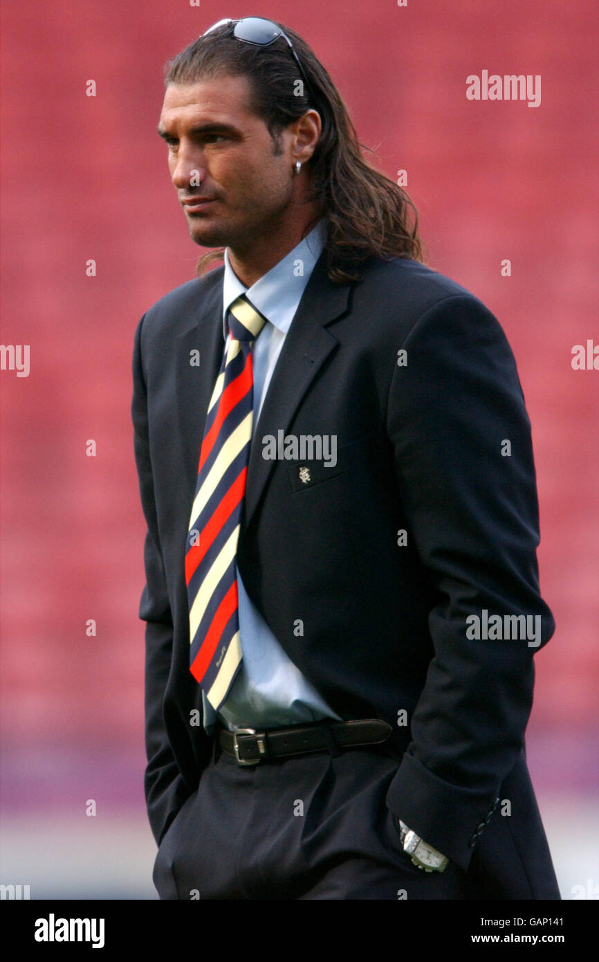 Soccer amoruso hi-res stock photography and images - Alamy