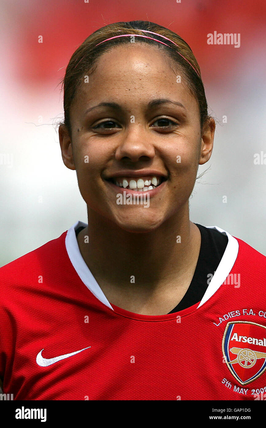 Soccer - FA Women's Cup - Final - Arsenal v Leeds United - City Ground ...