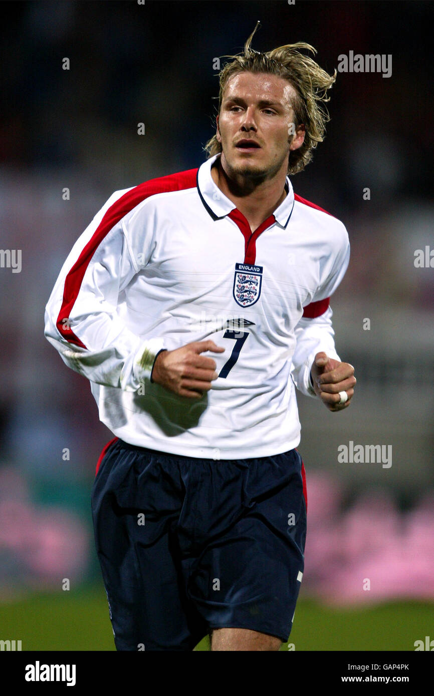 David beckham 2004 hi-res stock photography and images - Alamy