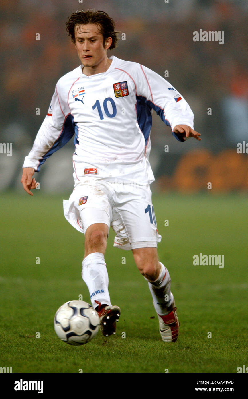 Soccer - European Championships 2004 Qualifying - Group Three - Holland ...