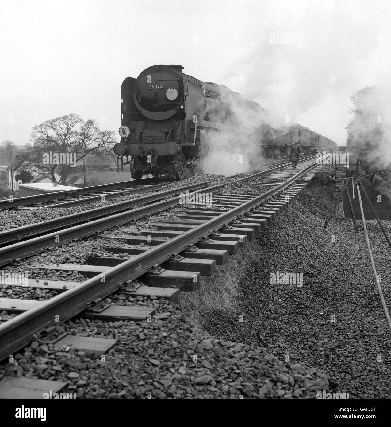 British railways hampshire hi-res stock photography and images - Alamy