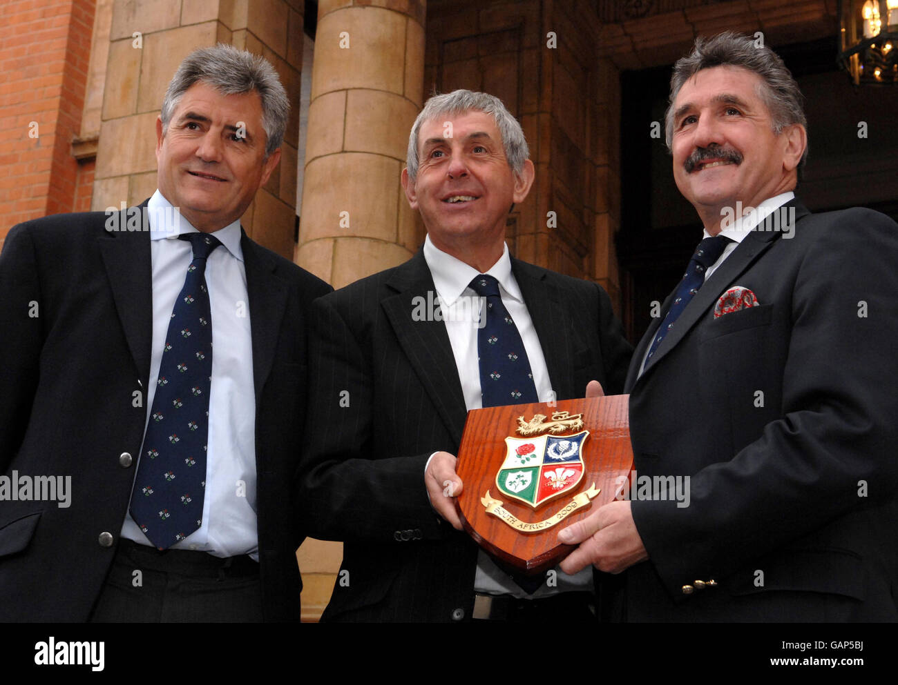 Coach Ian McGeechan (centre) with Chairman Andy Irvine (left) and 2009 ...