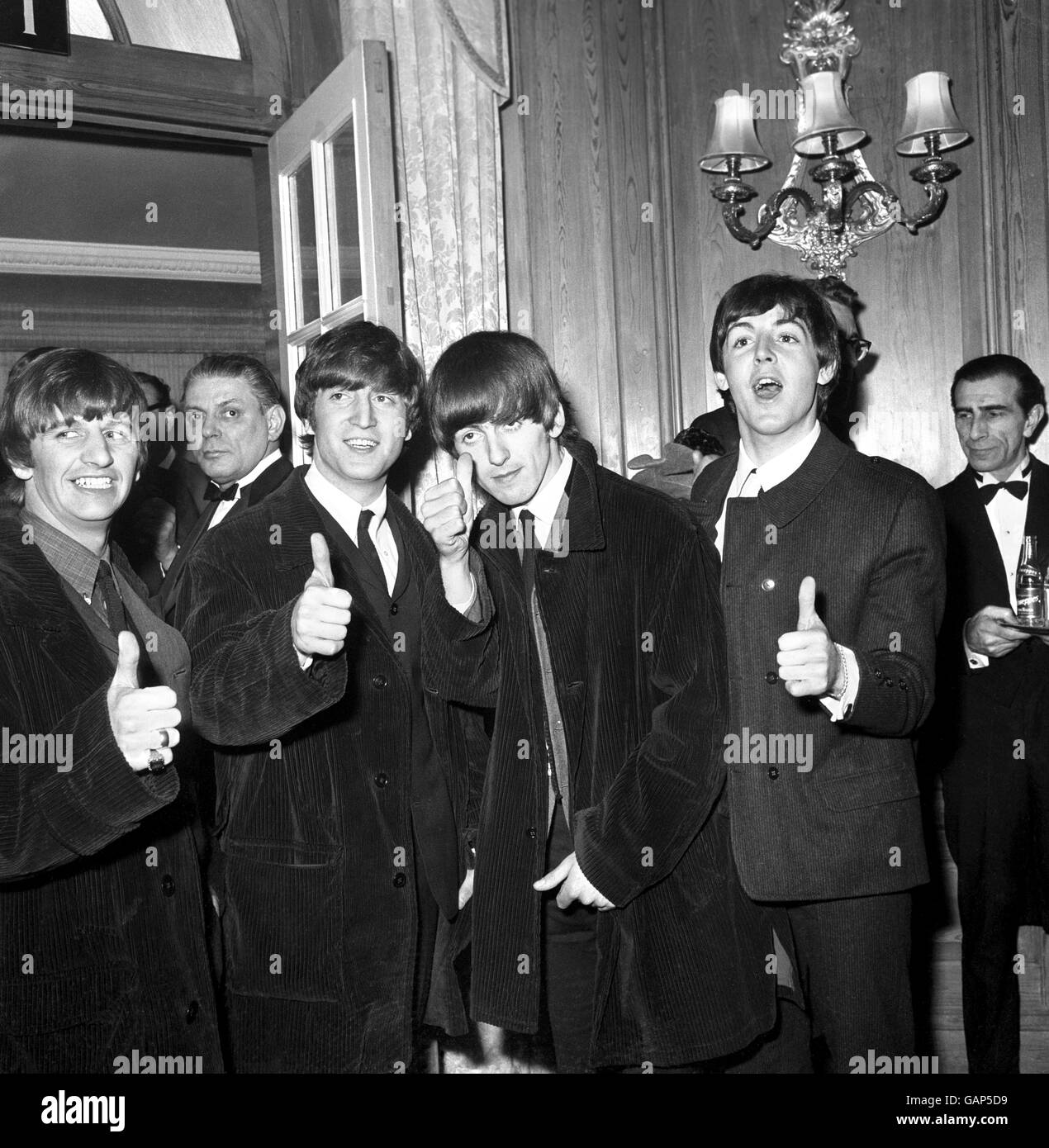Beatles pop record hi-res stock photography and images - Alamy