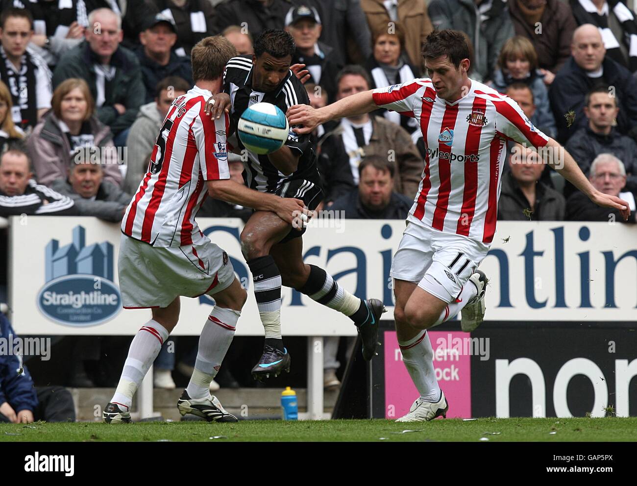 Soccer - Barclays Premier League - Newcastle United v Sunderland - St ...