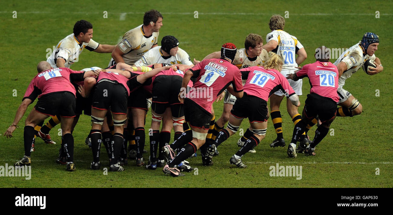 Group of wasps players hi-res stock photography and images - Alamy