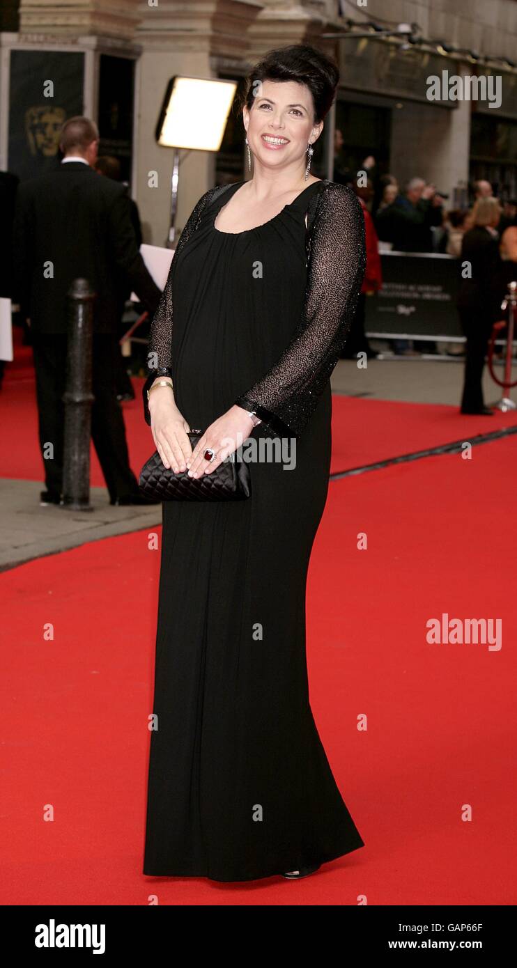 Kirstie allsopp hi-res stock photography and images - Alamy