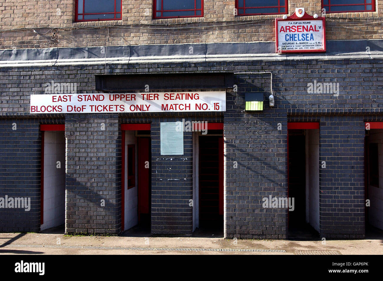 Turnstiles hi-res stock photography and images - Alamy