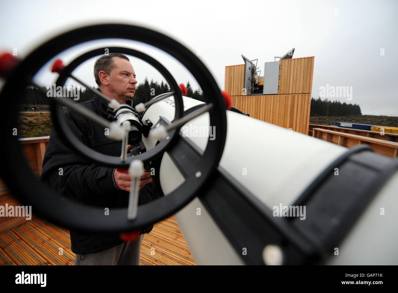 Kielder observatory hi-res stock photography and images - Alamy