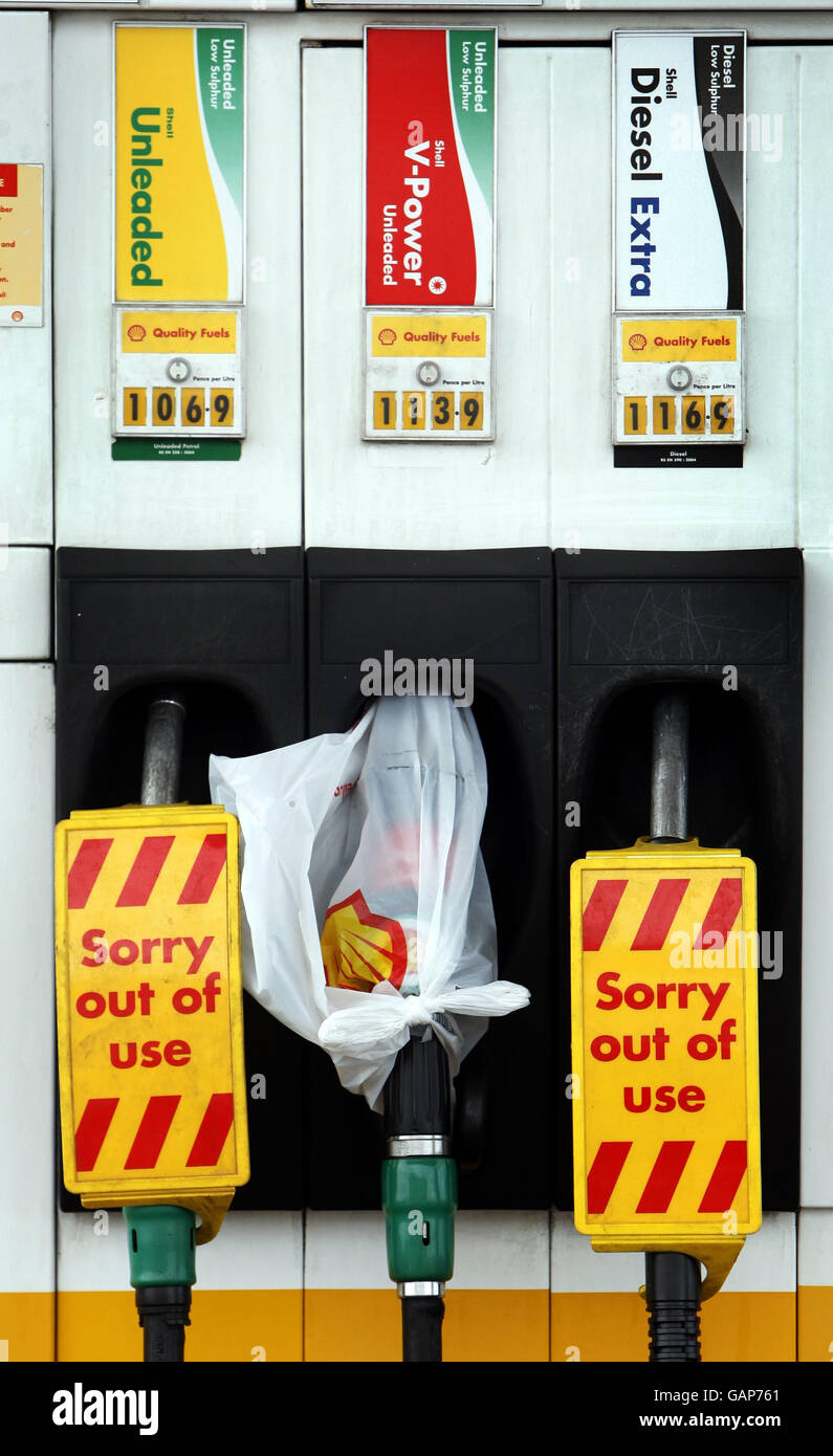 A Shell garage on Ferry Road, Edinburgh which is only selling LPG as no ...