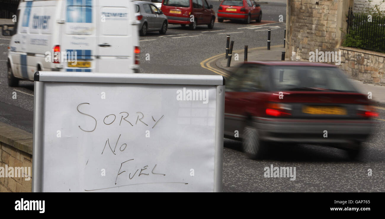Oil refinery strike Stock Photo - Alamy