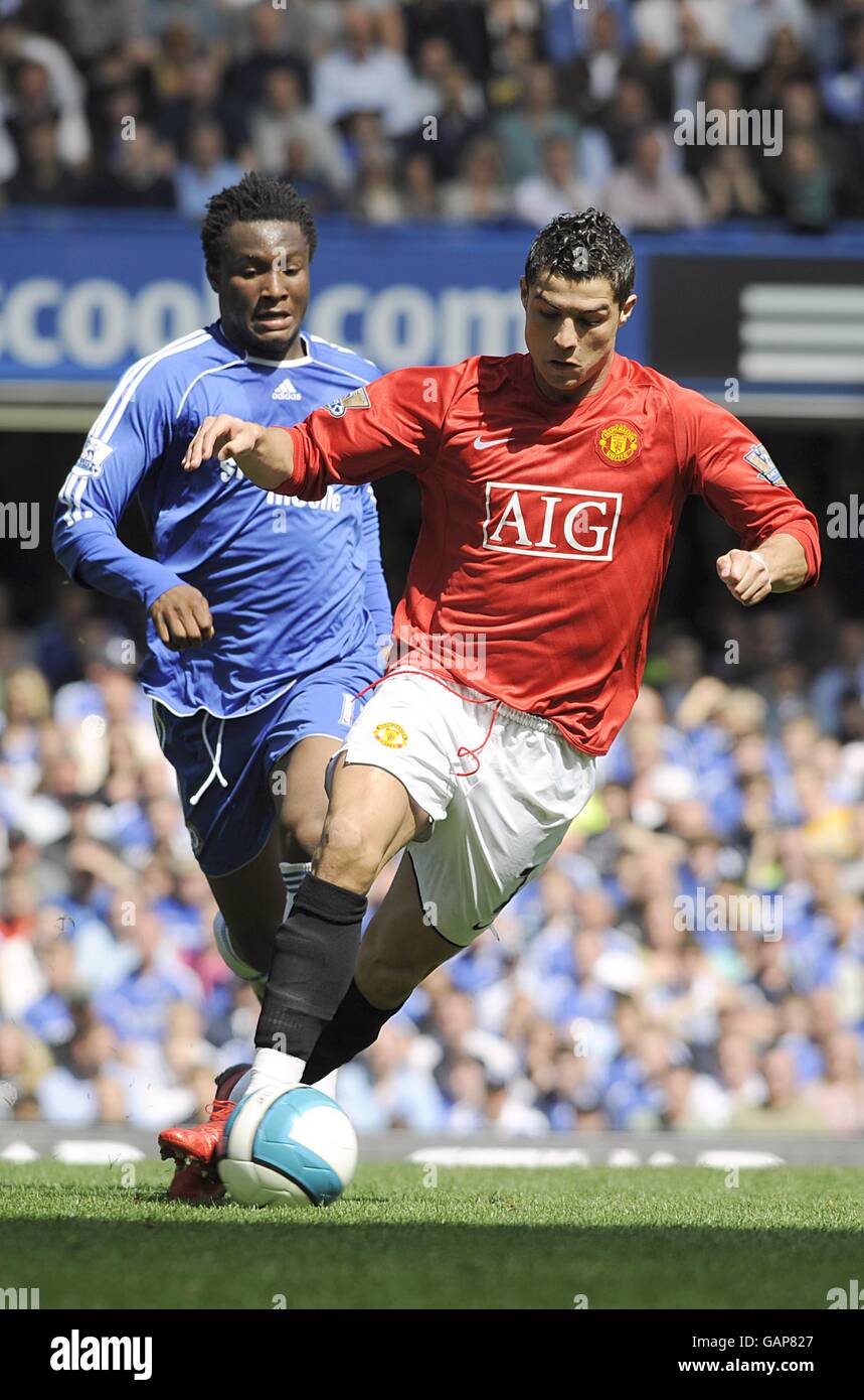 Manchester uniteds cristiano ronaldo chelseas hi-res stock photography ...