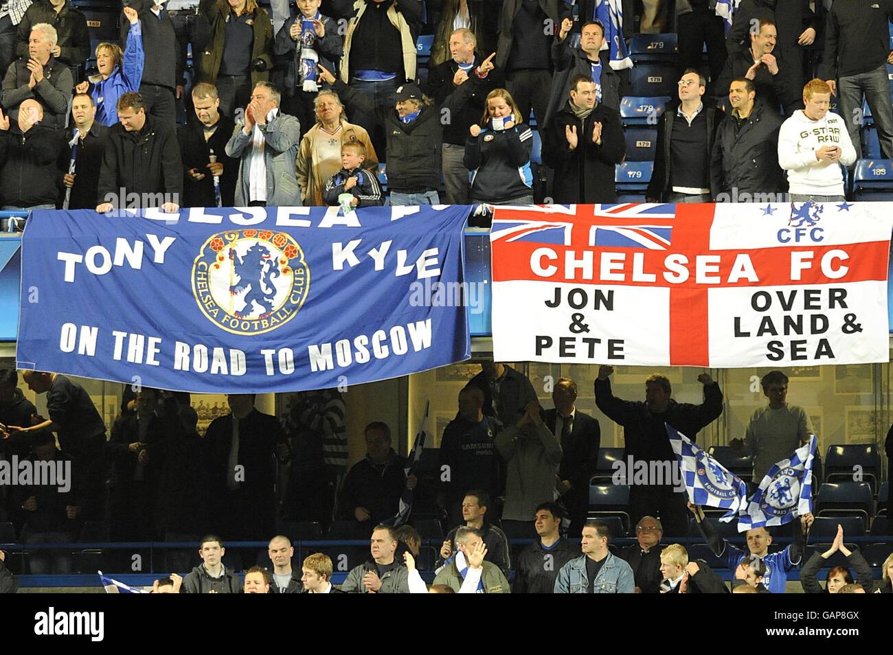 Chelsea banners on display in the stands hi-res stock photography and ...