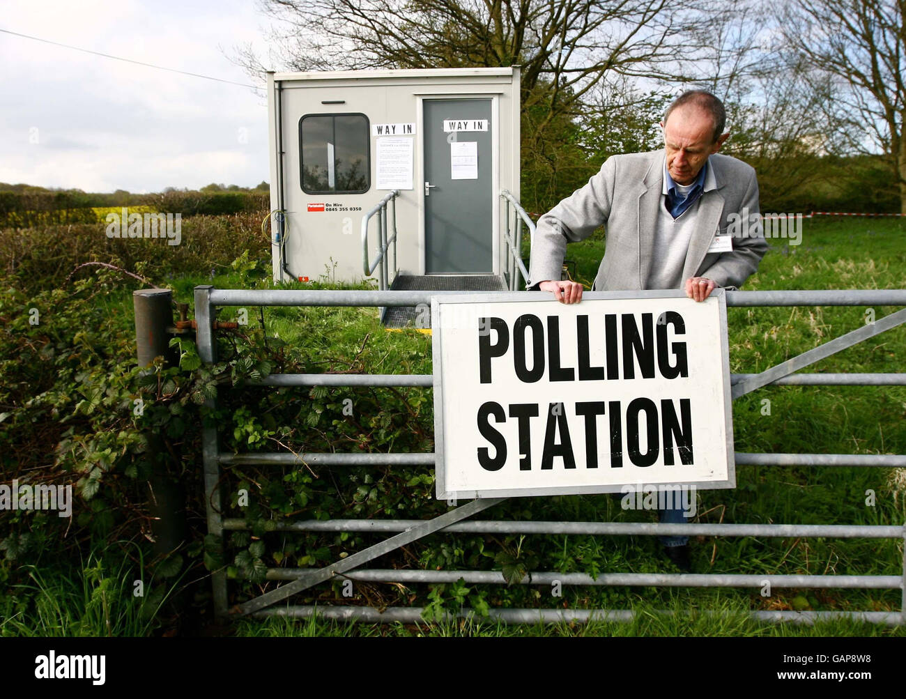 Set up local elections hi-res stock photography and images - Alamy