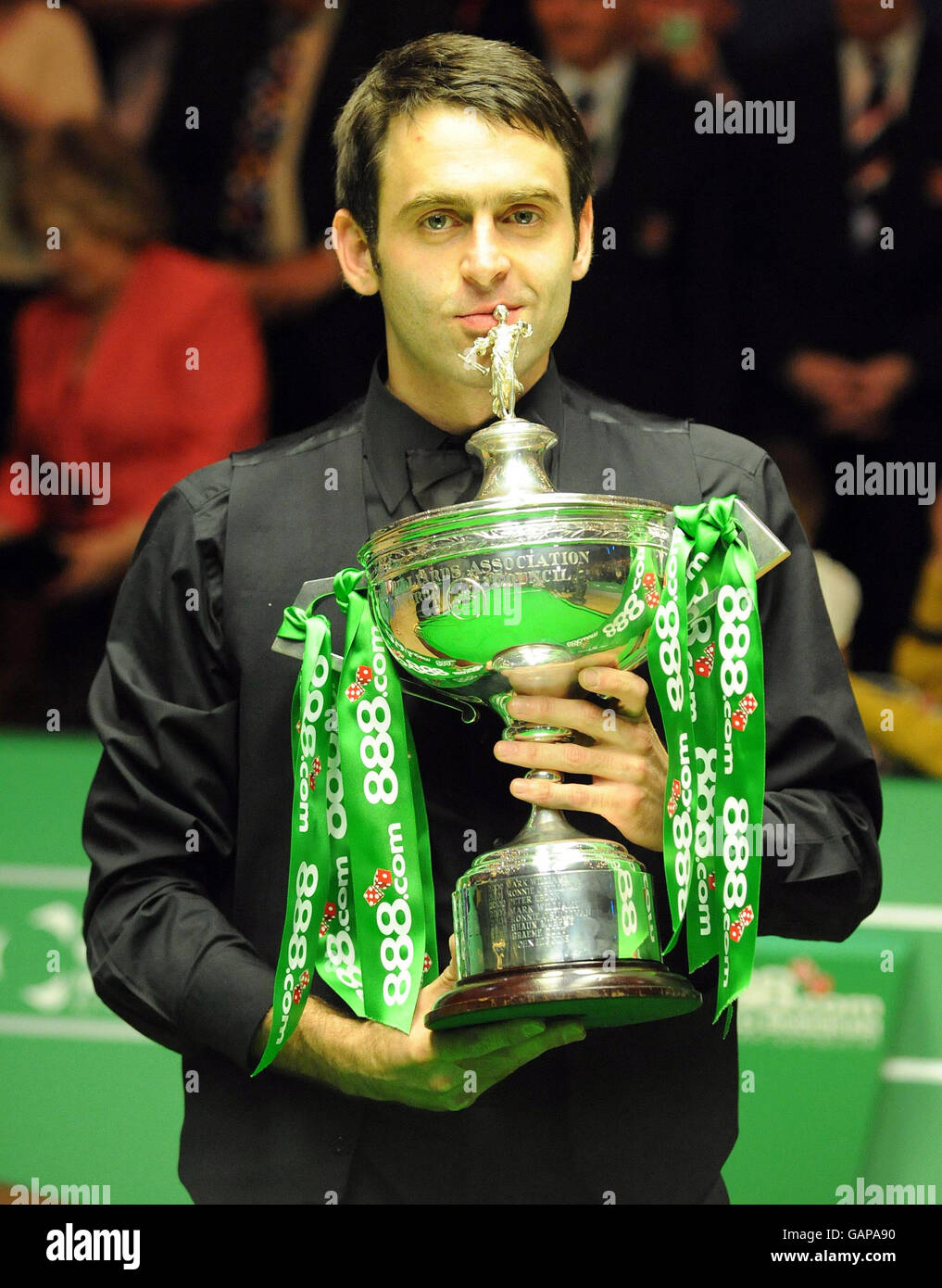 Ronnie osullivan 888 com world snooker championship crucible theatre hi ...