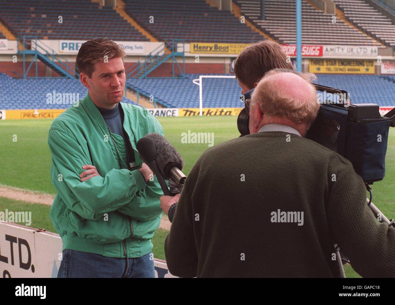 Sheffield wednesdays chris waddle hi-res stock photography and images ...