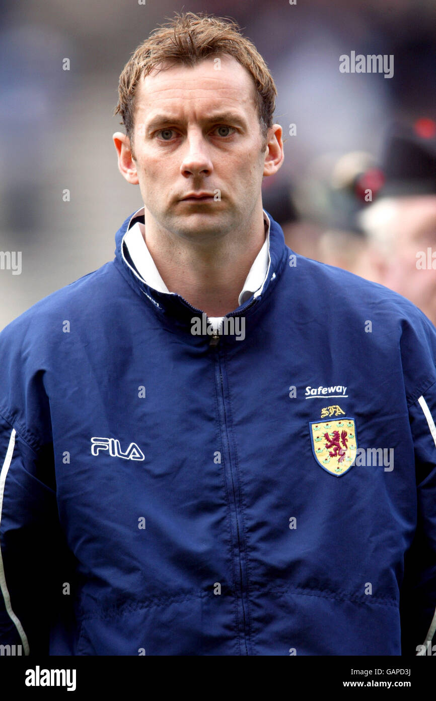 Soccer - European Championships 2004 Qualifying - Group Five - Scotland ...