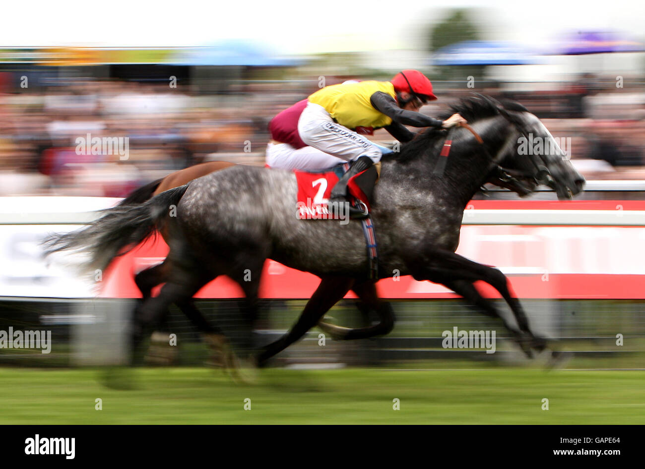 Emirates airline yorkshire cup hi-res stock photography and images - Alamy
