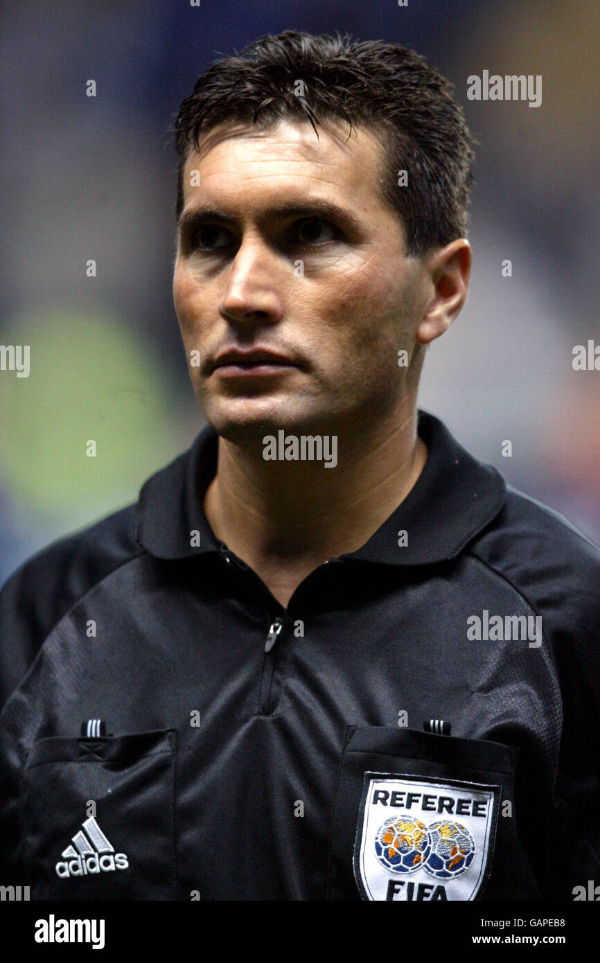 Referee santiago hi-res stock photography and images - Alamy