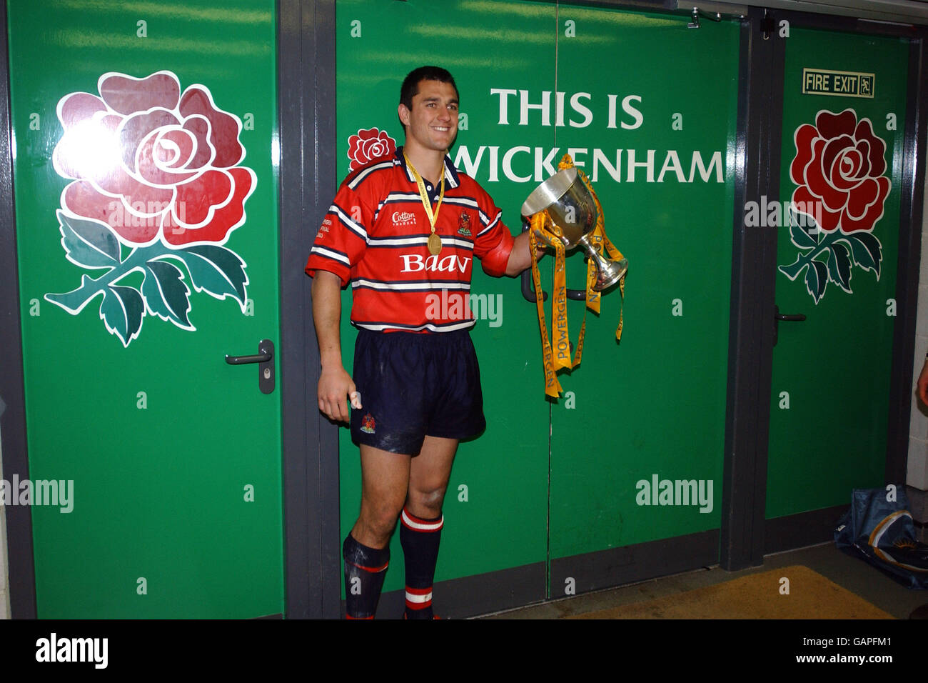 Rugby union powergen cup final gloucester v northampton saints hi-res ...