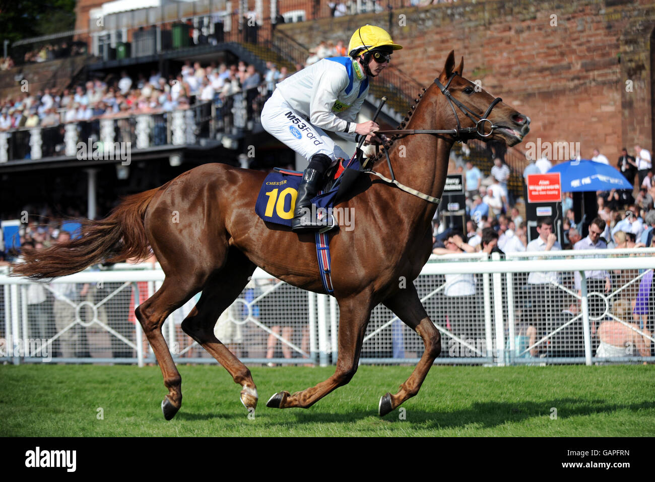 Totesport com chester cup hi-res stock photography and images - Alamy