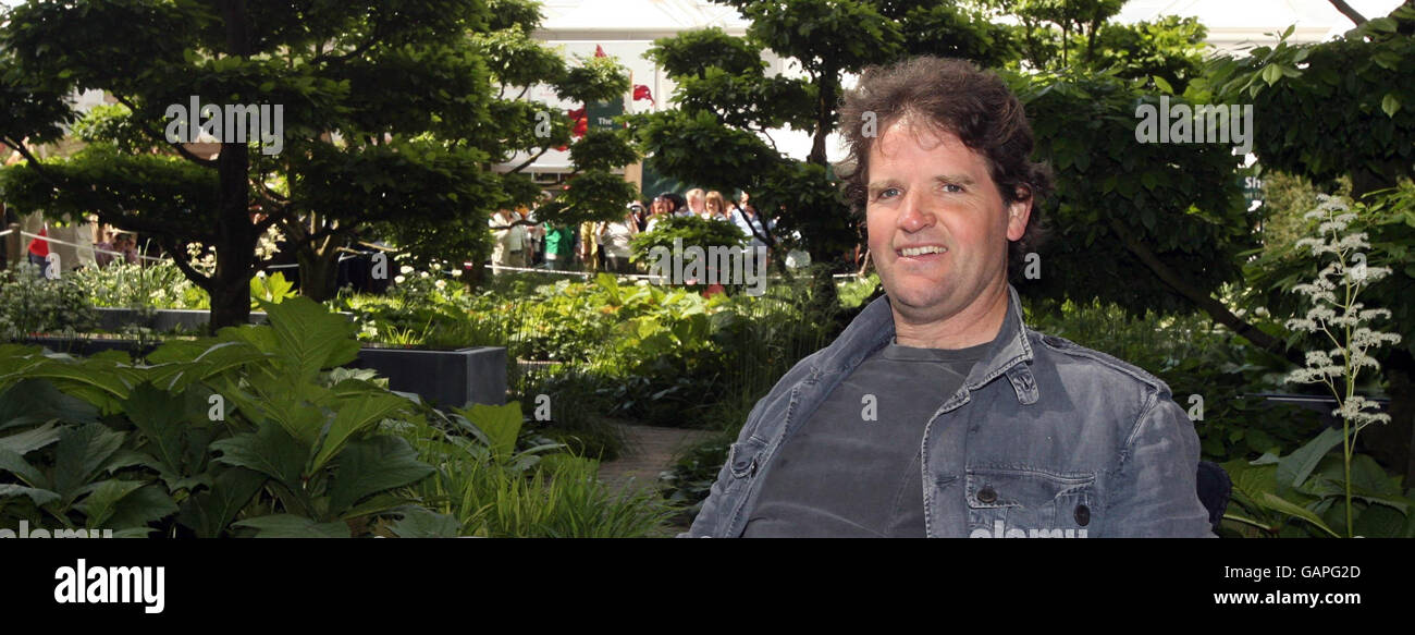 Designer Tom Stuart-Smith, at the 'Best in Show', award-winning Crocus ...