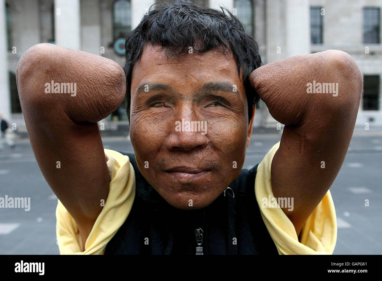 Cluster bomb explosion hi-res stock photography and images - Alamy