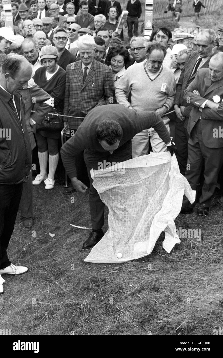 A mac hazard for Billy Casper of the USA, when his tee shot on the 14th ...