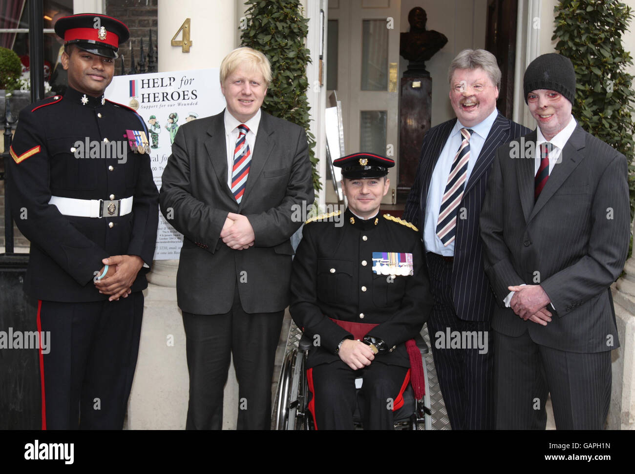 London mayor Boris Johnson with (from left) Lance Corporal Johnson ...