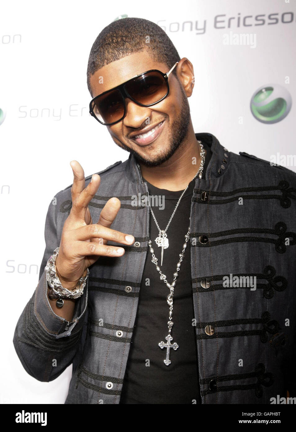 Usher in concert - London Stock Photo - Alamy