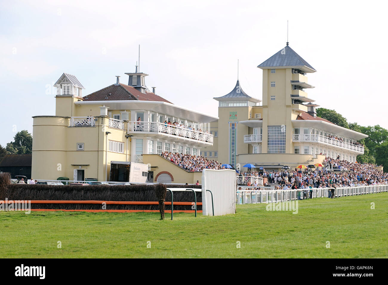 General view of towcester racecourse hi-res stock photography and ...