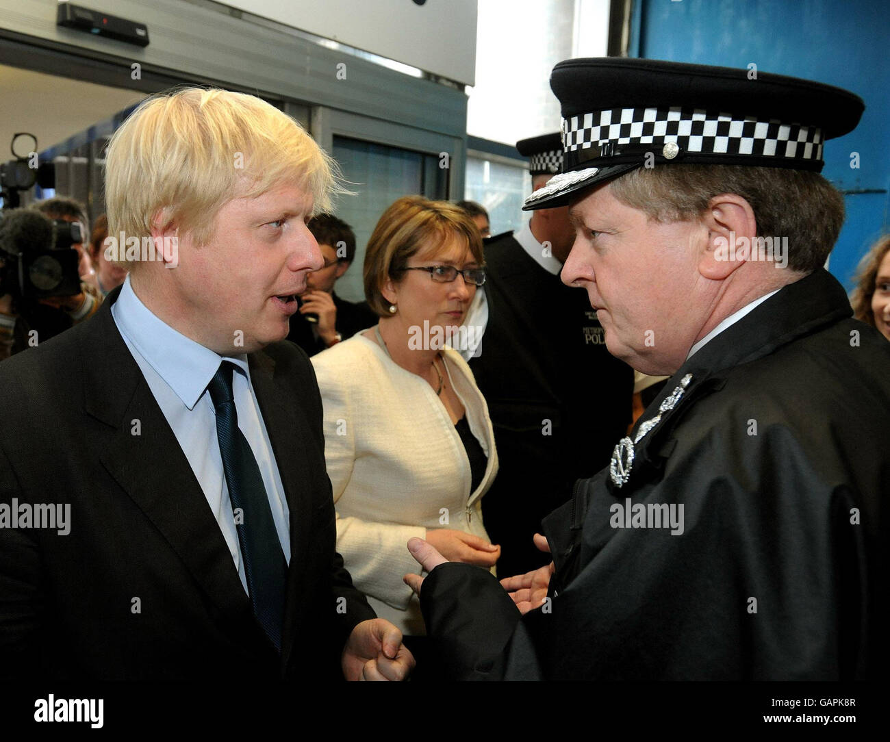 Metropolitan Police stop and search Stock Photo - Alamy