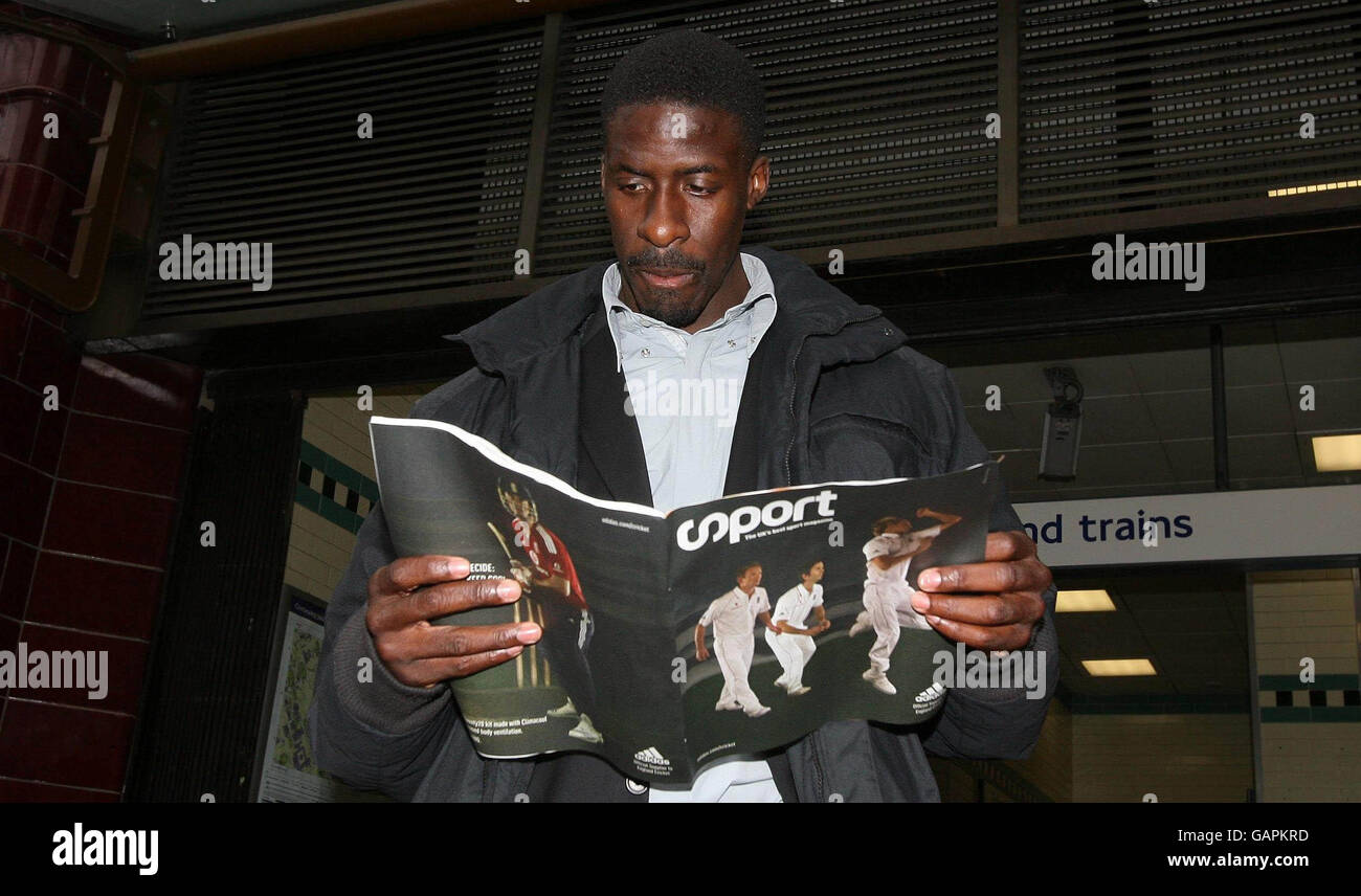 Athletics magazine High Resolution Stock Photography and Images - Alamy