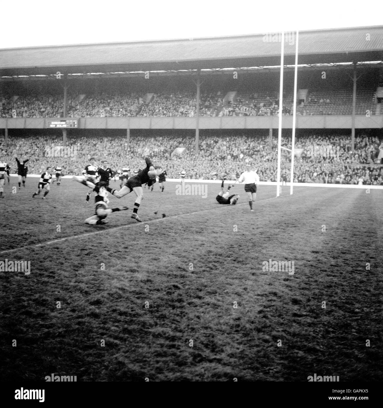 Rugby Union - New Zealand Tour of Britain - Barbarians v New Zealand ...