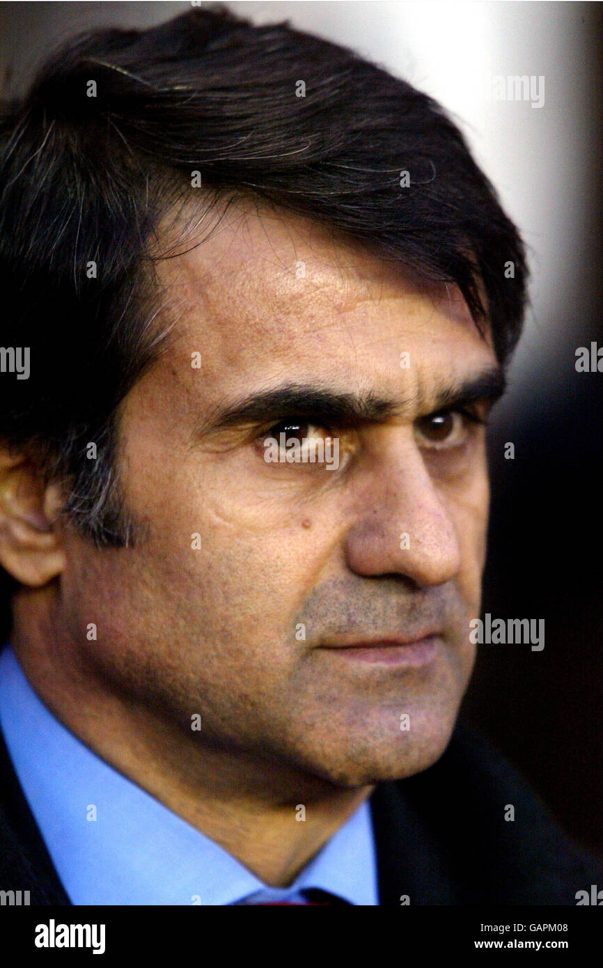 Soccer - European Championships 2004 Qualifying - Group Seven - England ...