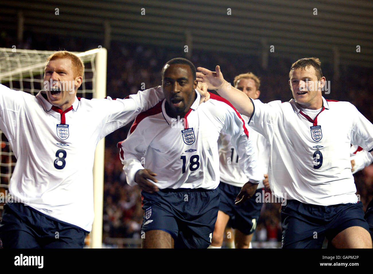 Paul scholes england goal hi-res stock photography and images - Alamy