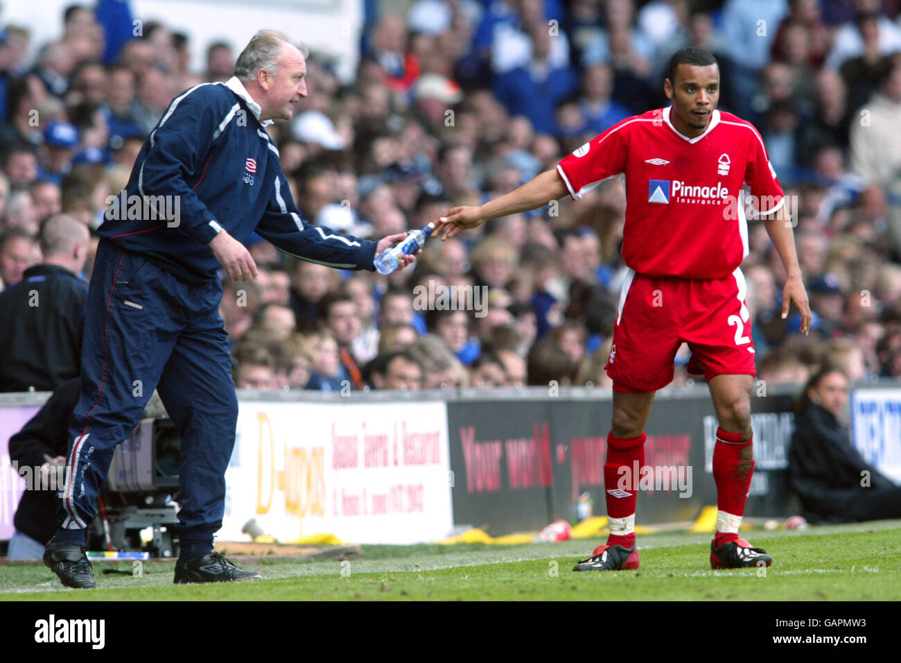 Nottingham forests manager paul hart drink the matthieu louis jean hi ...
