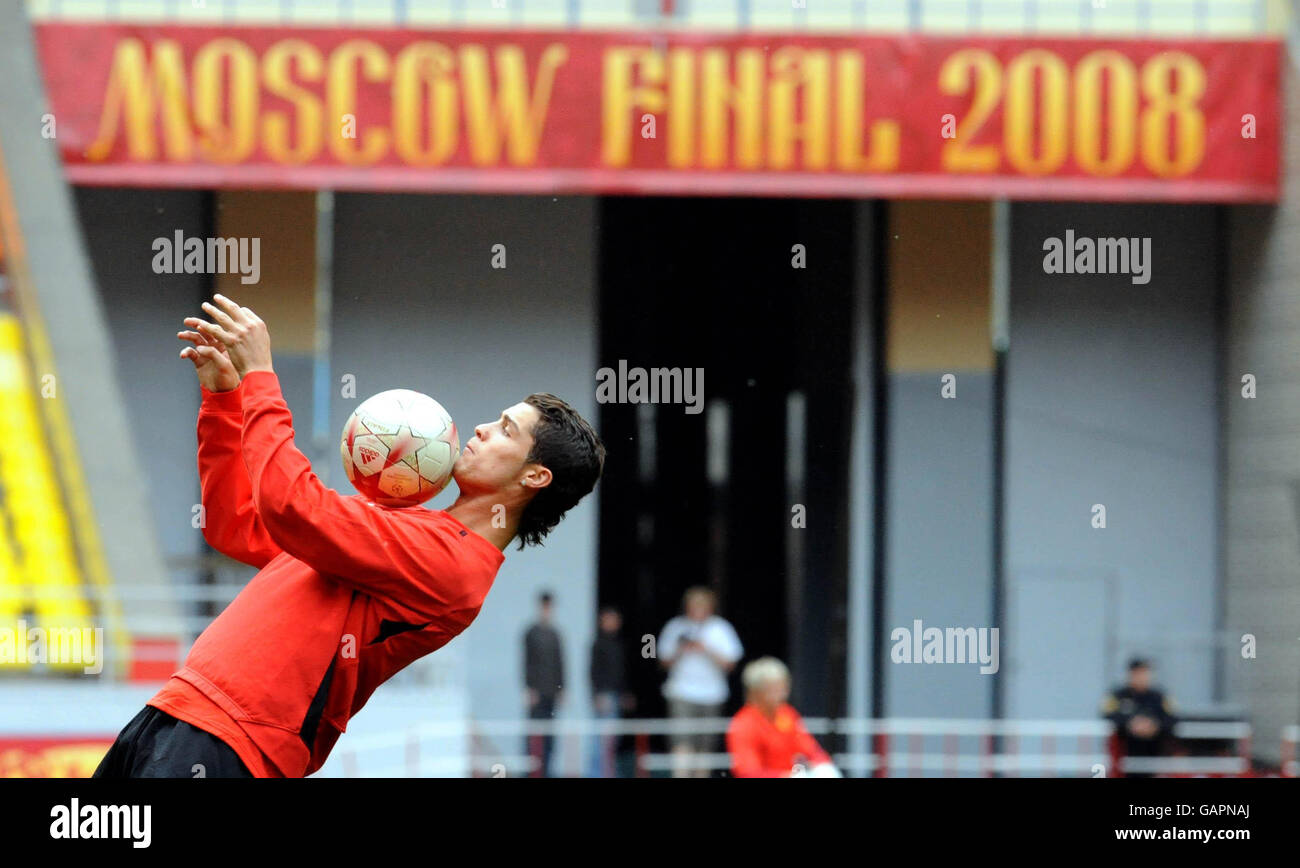 2008 champions league final moscow hi-res stock photography and images ...