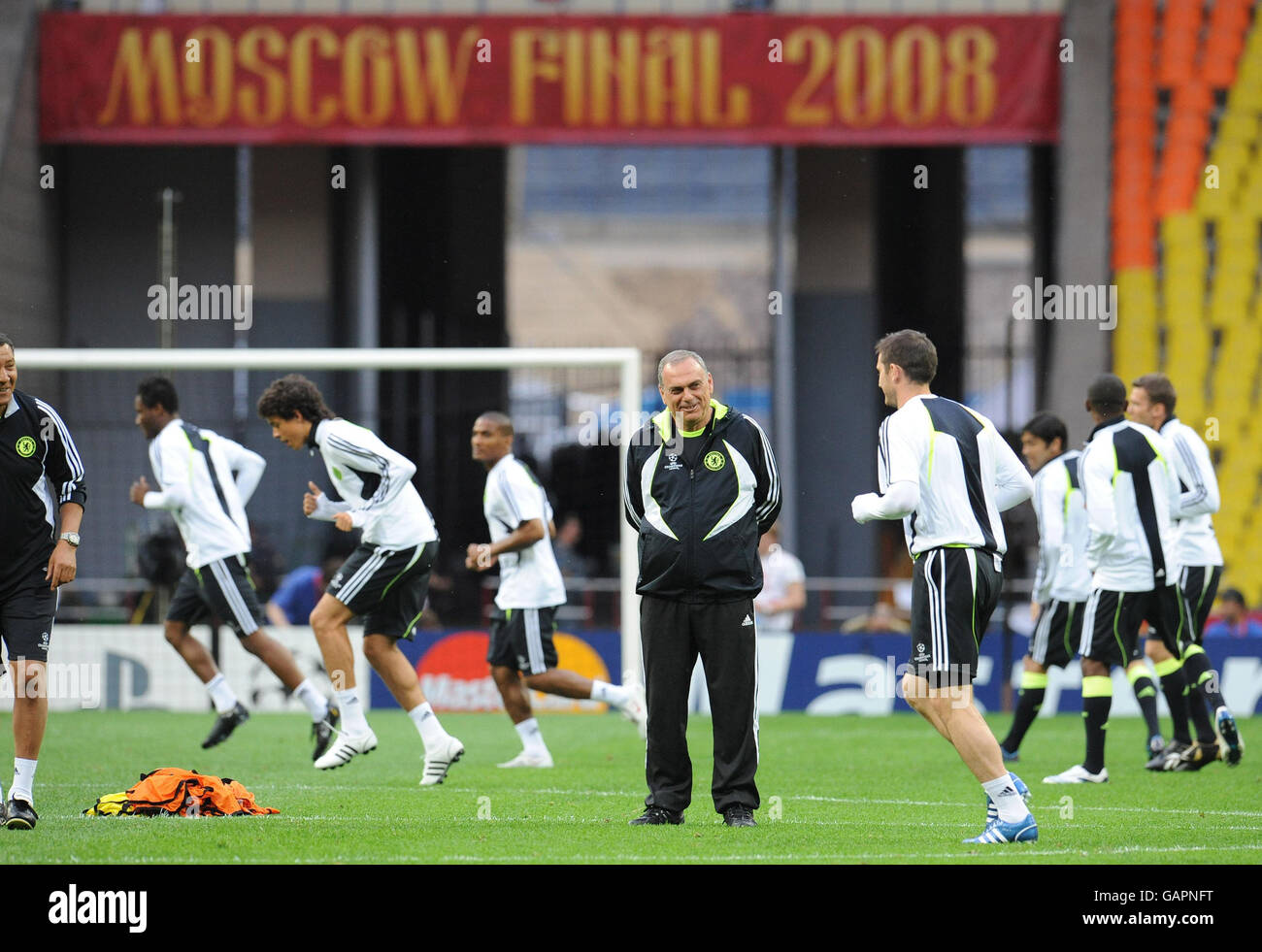 Full length moscow final 2008 football hi-res stock photography and ...