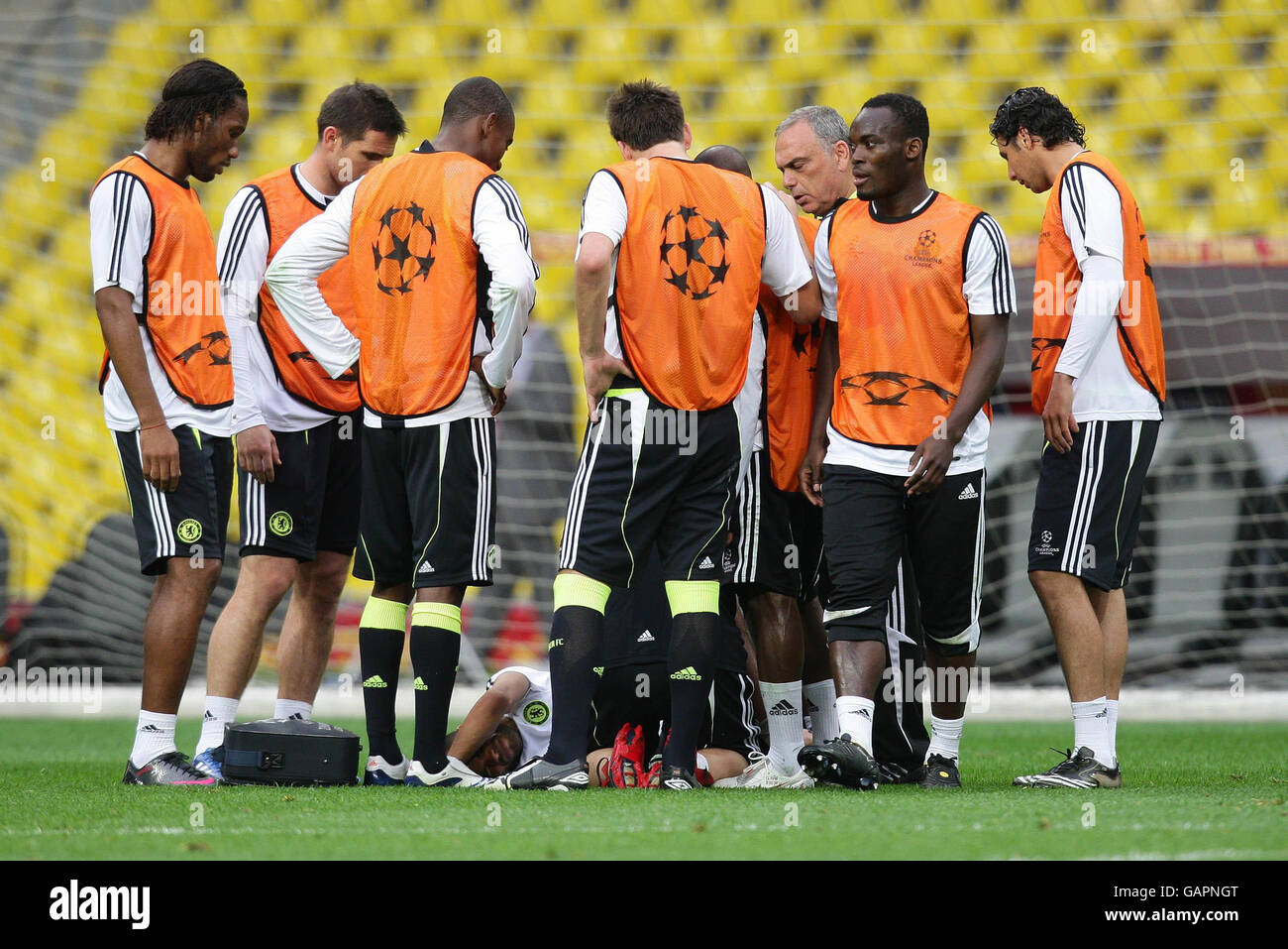 Chelseas ashley cole during training hi-res stock photography and ...