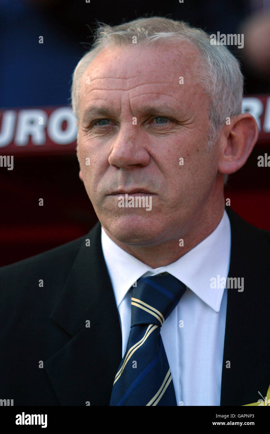 Leeds uniteds manager peter reid hi-res stock photography and images ...
