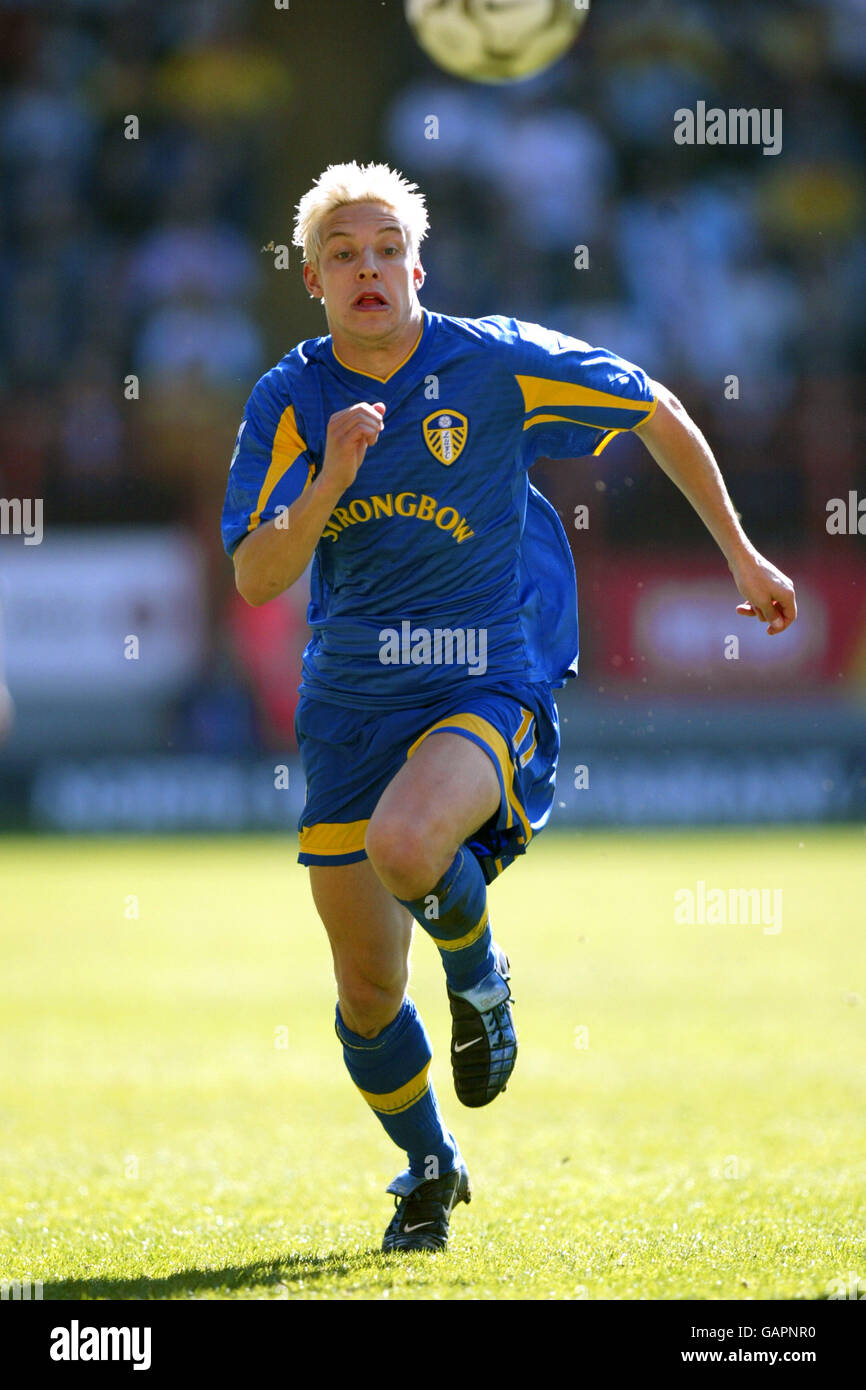 Leeds united alan smith hi-res stock photography and images - Alamy