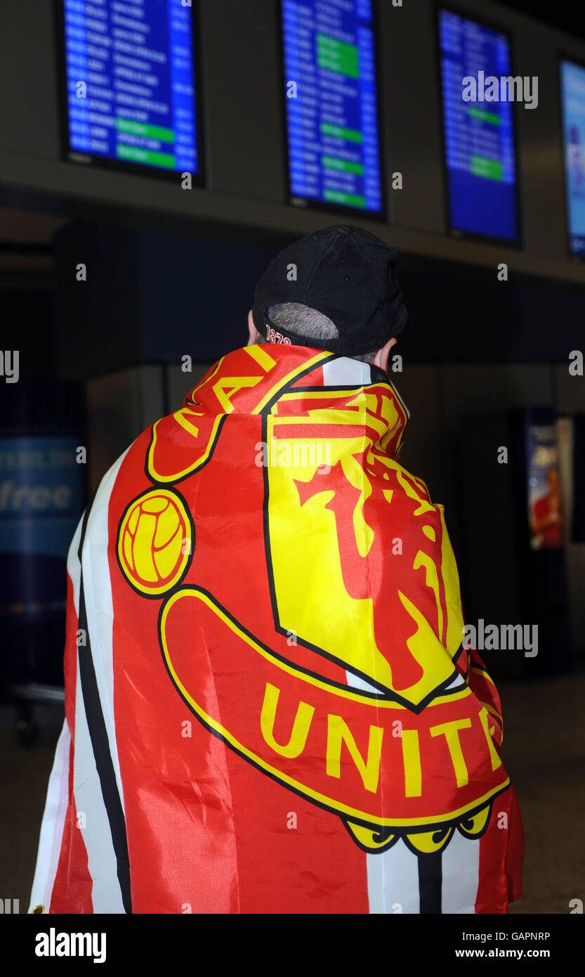 Before boarding flight moscow manchester airport hi-res stock ...