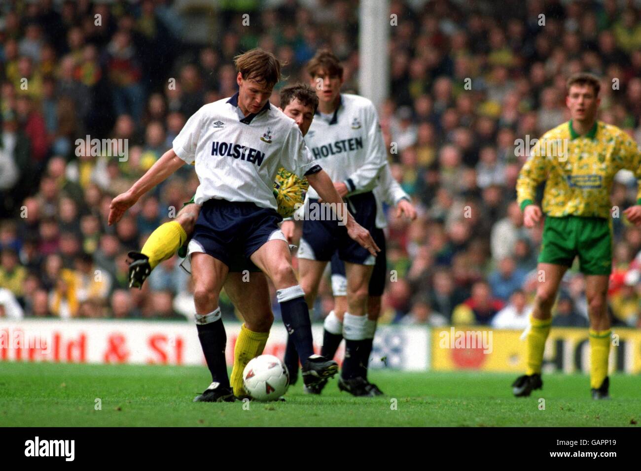 TEDDY SHERINGHAM, TOTTENHAM HOTSPUR. TEDDY SHERINGHAM, TOTTENHAM ...