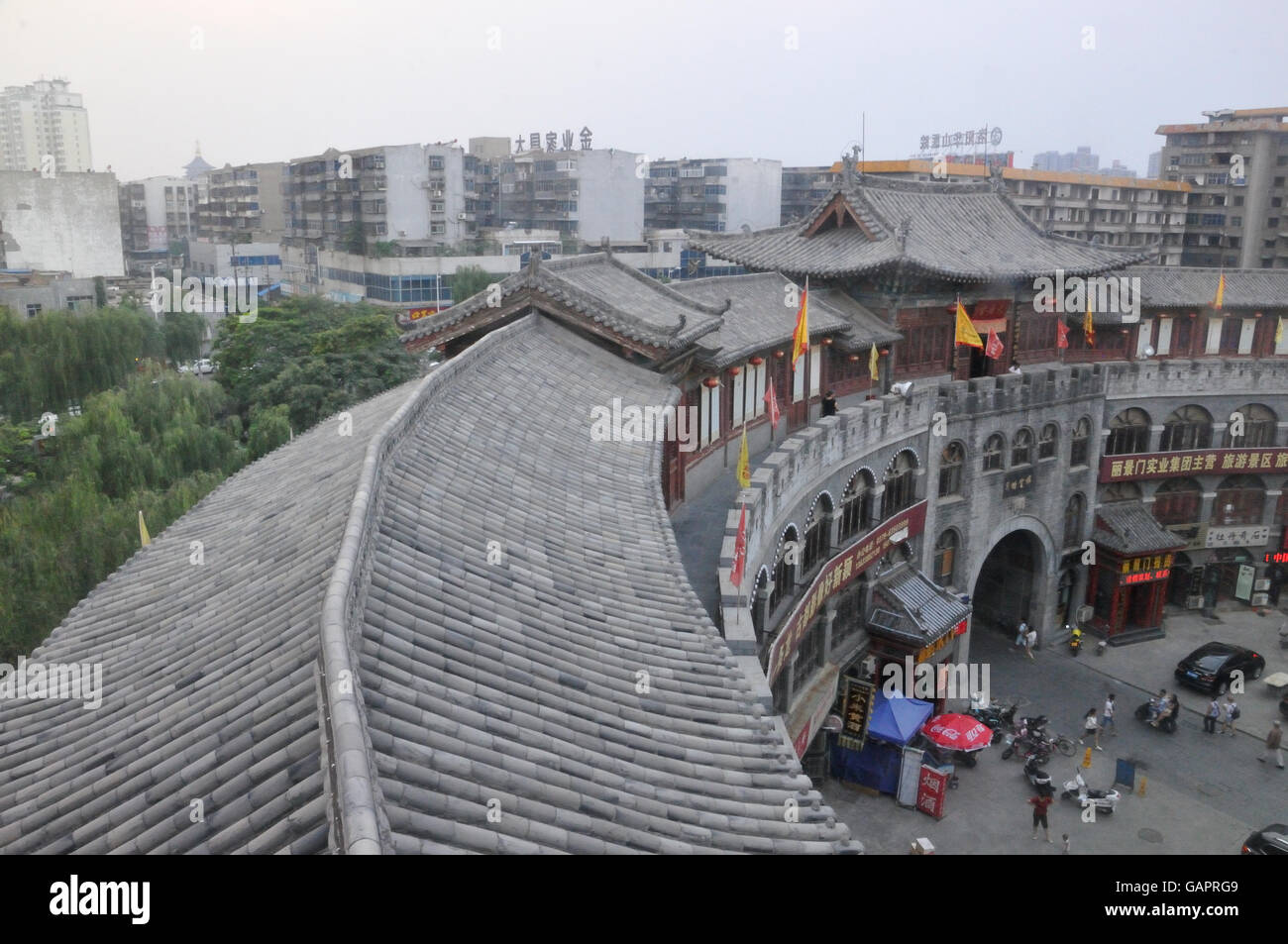 Lijing Gate, Old Town, LuoYang, Henan, China Stock Photo - Alamy