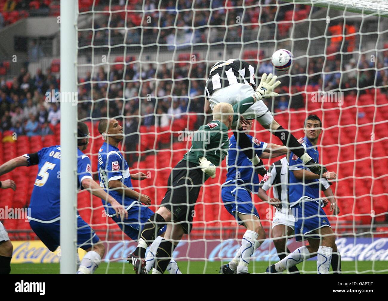 Soccer - Coca-Cola Football League Two - Play Off - Final - Stockport ...