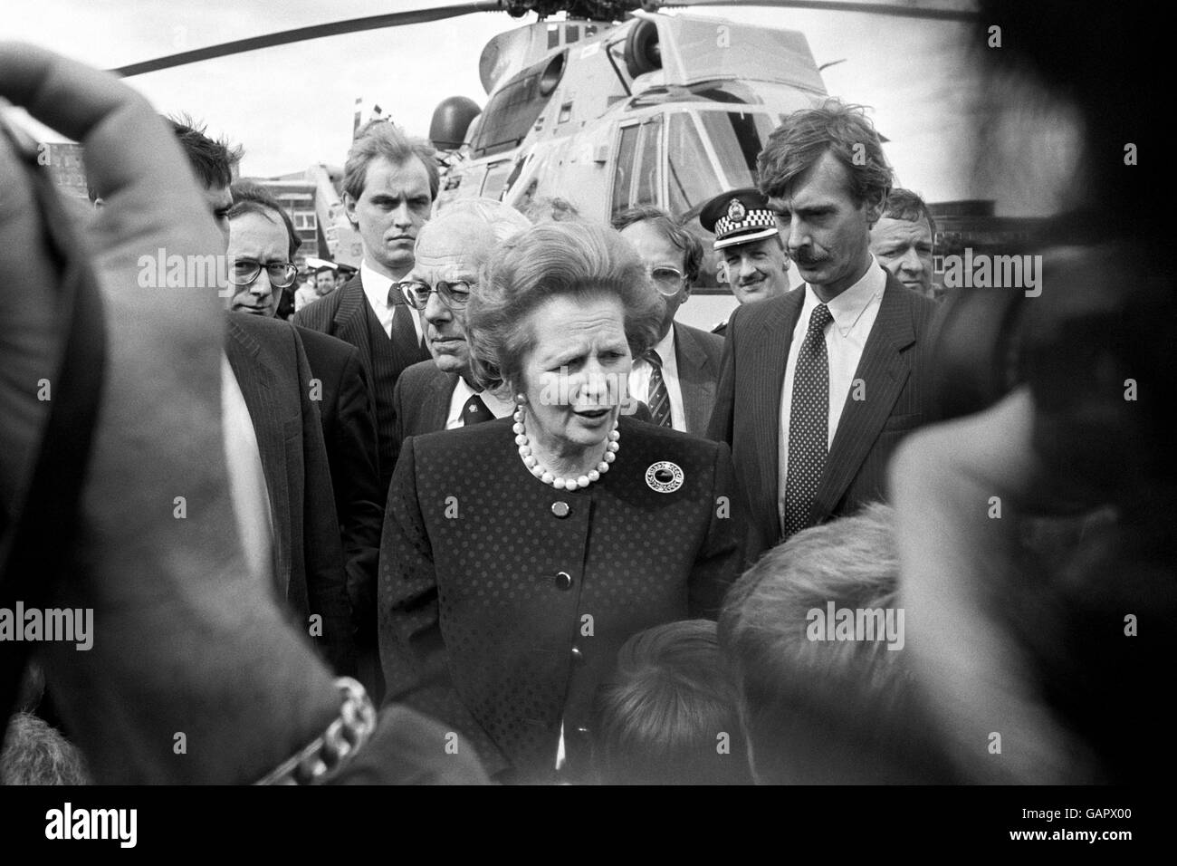 Accidents & Disasters - Explosion/Fire - Piper Alpha Oil Rig Disaster ...