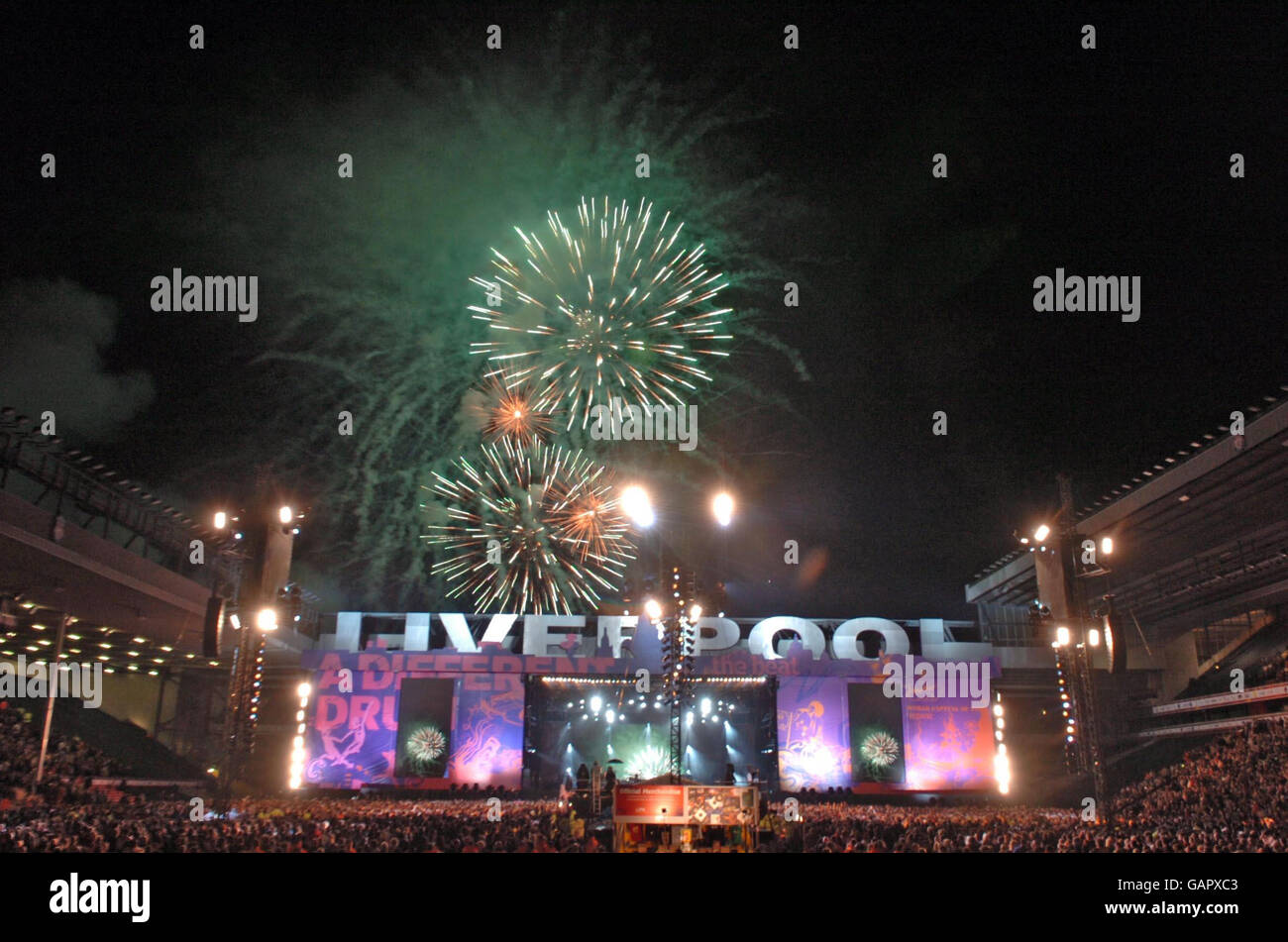 Anfield stadium night hi-res stock photography and images - Alamy