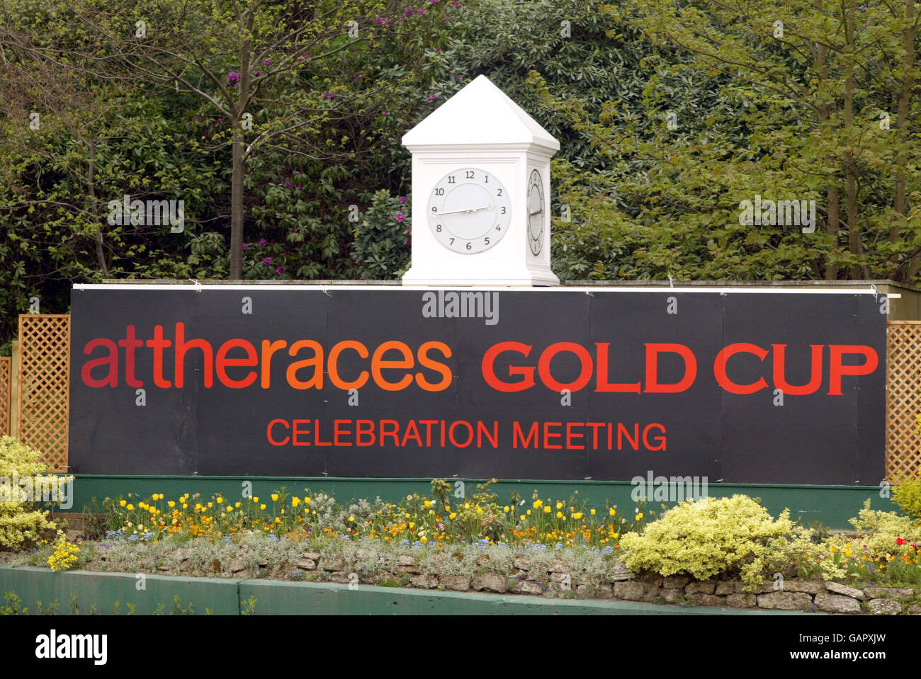Attheraces board hi-res stock photography and images - Alamy