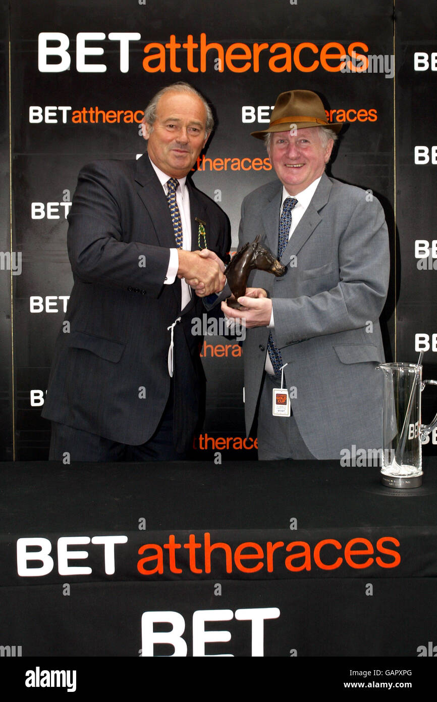 Deanos hi-res stock photography and images - Alamy