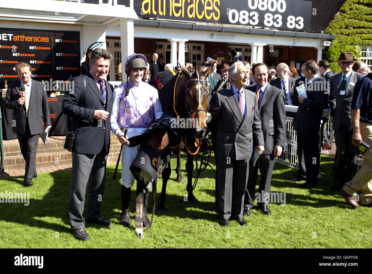 Horse Racing - Sandown - attheraces Gold Cup Celebration Meeting ...